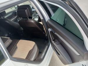 Balts Volkswagen Passat 2012 Alīta, ar dzinēja tilpumu 2.00 L un nobraukumu 412 tūkst. km par 5600 €, foto 17 vietnē AUTOMOTO.COM.LV