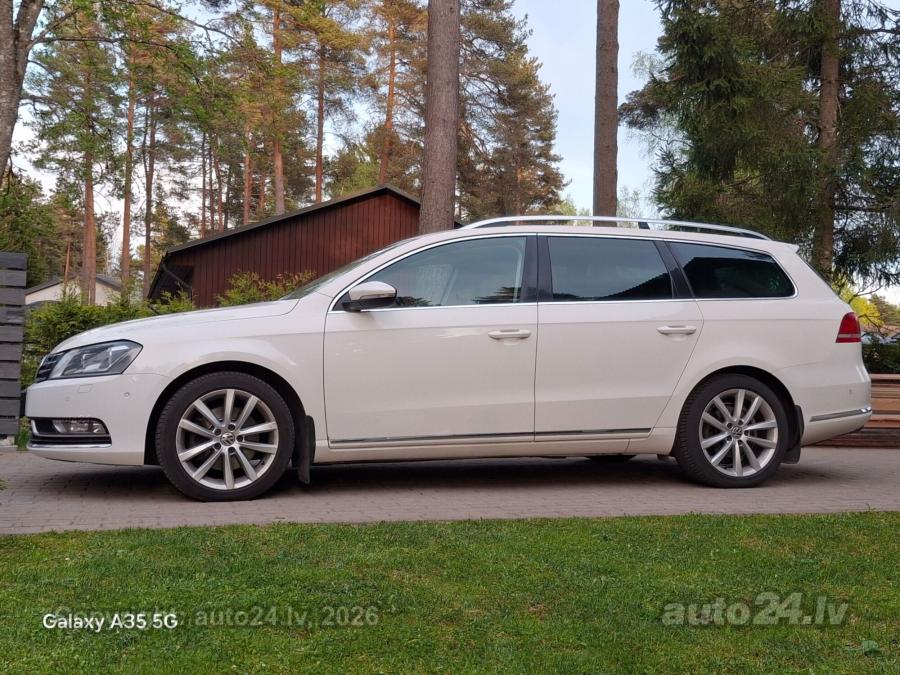 White Volkswagen Passat 2012 in Tallinn, with an engine capacity of 2.00 L and mileage of 291 thousand km for 5490 €, photo 7 on AUTOMOTO.COM.LV