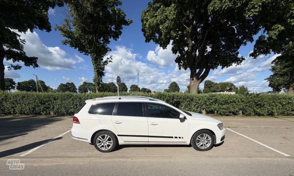 White Volkswagen Passat 2012 in Ukmerge, with an engine capacity of 2.00 L and mileage of 379 thousand km for 4700 €, photo 6 on AUTOMOTO.COM.LV