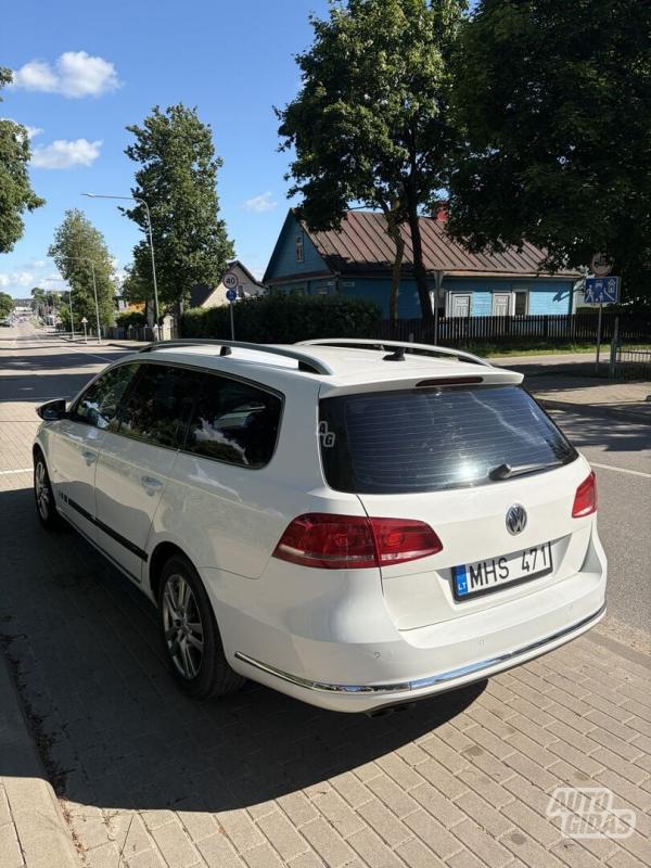 Balts Volkswagen Passat 2012 Ukmergė, ar dzinēja tilpumu 2.00 L un nobraukumu 380 tūkst. km par 4700 €, foto 1 vietnē AUTOMOTO.COM.LV
