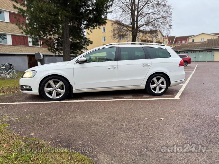 White Volkswagen Passat 2012 in Tallinn, with an engine capacity of 2.00 L and mileage of 184 thousand km for 7698 €, photo 5 on AUTOMOTO.COM.LV