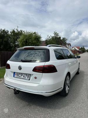 White Volkswagen Passat 2012 in Vilnius, with an engine capacity of 1.97 L and mileage of 305 thousand km for 5750 €, photo 7 on AUTOMOTO.COM.LV