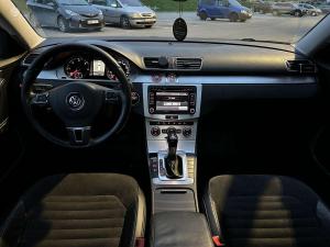 White Volkswagen Passat 2012 in Vilnius, with an engine capacity of 1.97 L and mileage of 305 thousand km for 5750 €, photo 24 on AUTOMOTO.COM.LV