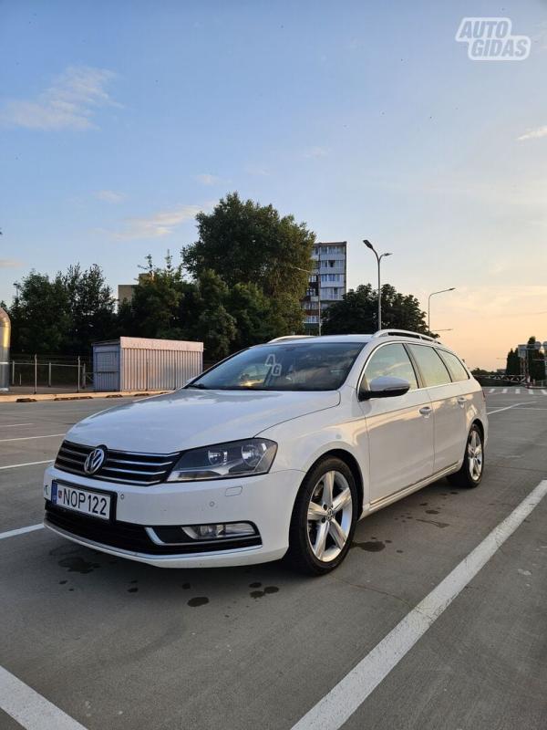 Balts Volkswagen Passat 2012 Viļņa, ar dzinēja tilpumu 2.00 L un nobraukumu 379 tūkst. km par 3650 €, foto 1 vietnē AUTOMOTO.COM.LV