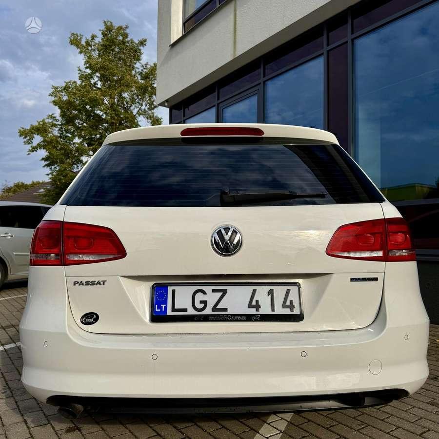 Balts Volkswagen Passat 2012 Kaišiadorys, ar dzinēja tilpumu 2.00 L un nobraukumu 298 tūkst. km par 3650 €, foto 10 vietnē AUTOMOTO.COM.LV