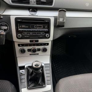 Balts Volkswagen Passat 2012 Kaišiadorys, ar dzinēja tilpumu 2.00 L un nobraukumu 298 tūkst. km par 3650 €, foto 26 vietnē AUTOMOTO.COM.LV