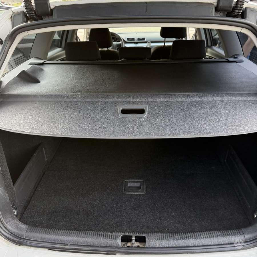 Balts Volkswagen Passat 2012 Kaišiadorys, ar dzinēja tilpumu 2.00 L un nobraukumu 298 tūkst. km par 3650 €, foto 32 vietnē AUTOMOTO.COM.LV