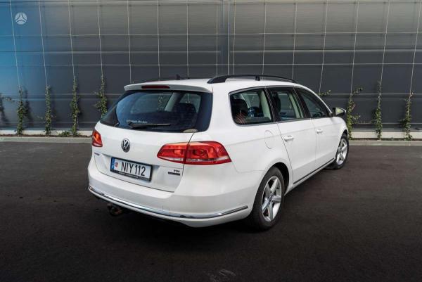 Balts Volkswagen Passat 2013 Klaipėda, ar dzinēja tilpumu 1.60 L un nobraukumu 343 tūkst. km par 6000 €, foto 2 vietnē AUTOMOTO.COM.LV