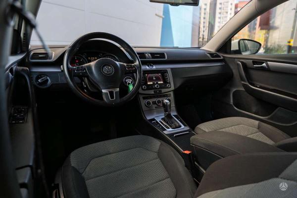 Balts Volkswagen Passat 2013 Klaipėda, ar dzinēja tilpumu 1.60 L un nobraukumu 343 tūkst. km par 6000 €, foto 7 vietnē AUTOMOTO.COM.LV