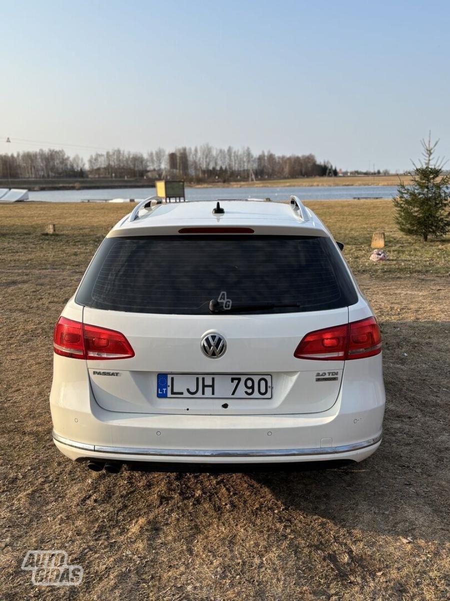 Balts Volkswagen Passat 2013 Šakiai, ar dzinēja tilpumu 2.00 L un nobraukumu 278 tūkst. km par 5400 €, foto 6 vietnē AUTOMOTO.COM.LV