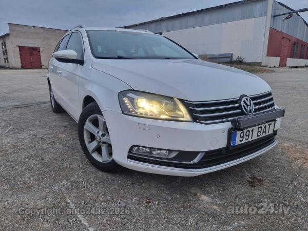 Balts Volkswagen Passat 2013 Tartu, ar dzinēja tilpumu 1.40 L un nobraukumu 0 tūkst. km par 2600 €, foto 3 vietnē AUTOMOTO.COM.LV