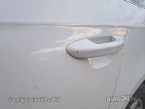Balts Volkswagen Passat 2013 Tartu, ar dzinēja tilpumu 1.40 L un nobraukumu 0 tūkst. km par 2600 €, foto 26 vietnē AUTOMOTO.COM.LV