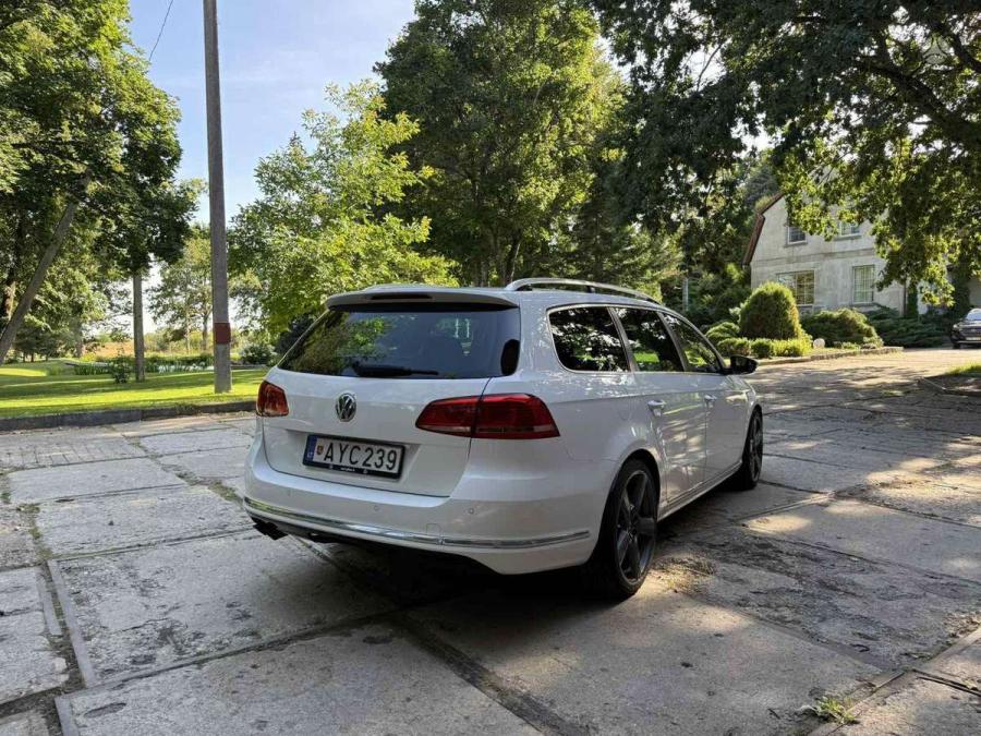 Balts Volkswagen Passat 2013 Šauļi, ar dzinēja tilpumu 1.98 L un nobraukumu 287 tūkst. km par 5400 €, foto 6 vietnē AUTOMOTO.COM.LV