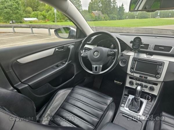 White Volkswagen Passat 2014 in Rakvere, with an engine capacity of 2.00 L and mileage of 212 thousand km for 10500 €, photo 11 on AUTOMOTO.COM.LV
