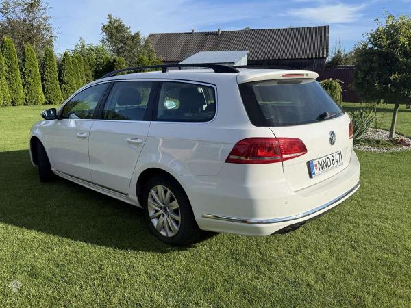 White Volkswagen Passat 2014 in Marijampole, with an engine capacity of 1.97 L and mileage of 334 thousand km for 5399 €, photo 4 on AUTOMOTO.COM.LV