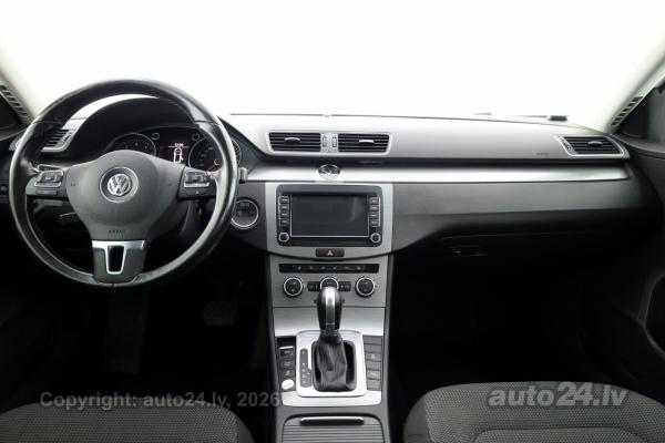 Balts Volkswagen Passat 2014 Tallina, ar dzinēja tilpumu 1.40 L un nobraukumu 184 tūkst. km par 4999 €, foto 5 vietnē AUTOMOTO.COM.LV