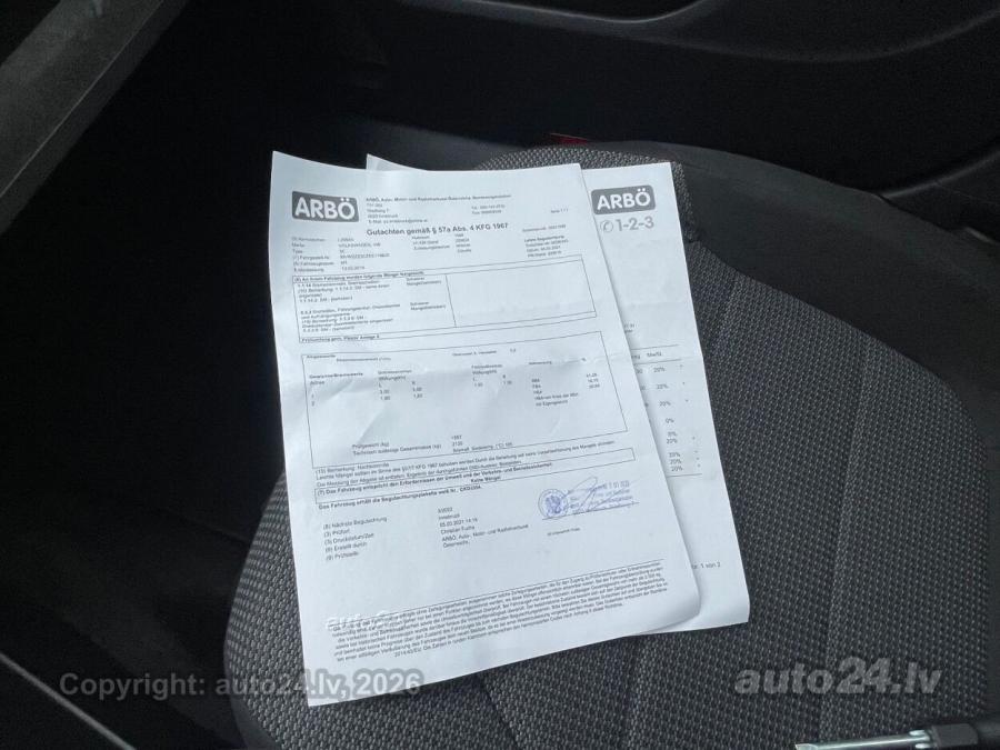 White Volkswagen Passat 2014 in Tartu, with an engine capacity of 1.60 L and mileage of 262 thousand km for 5990 €, photo 17 on AUTOMOTO.COM.LV