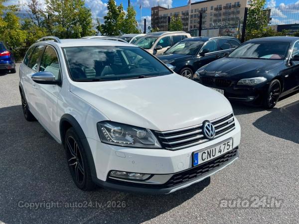 White Volkswagen Passat 2014 in Parnu, with an engine capacity of 2.00 L and mileage of 261 thousand km for 6500 €, photo 1 on AUTOMOTO.COM.LV