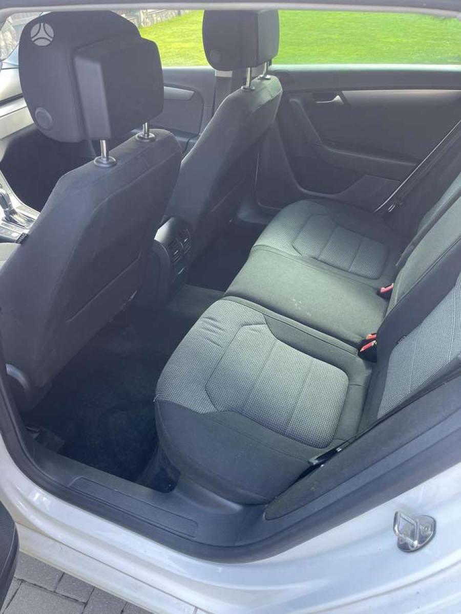 Balts Volkswagen Passat 2014 Viļņa, ar dzinēja tilpumu 1.60 L un nobraukumu 265 tūkst. km par 6000 €, foto 14 vietnē AUTOMOTO.COM.LV