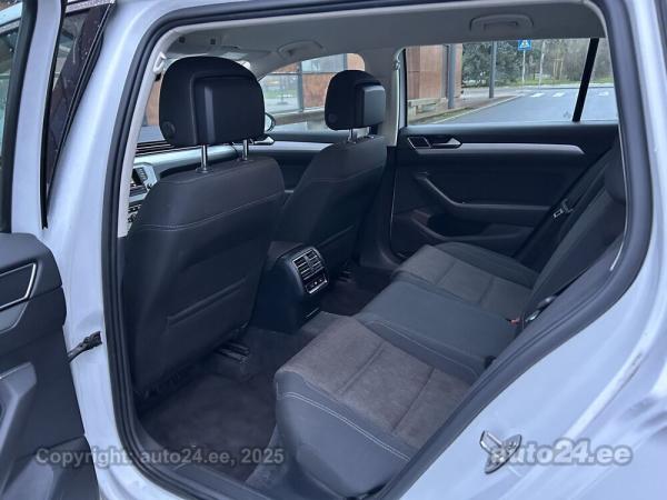 Balts Volkswagen Passat 2015 Tallina, ar dzinēja tilpumu 1.60 L un nobraukumu 325 tūkst. km par 7999 €, foto 11 vietnē AUTOMOTO.COM.LV