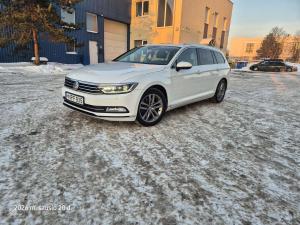 White Volkswagen Passat 2015 in Utena, with an engine capacity of 1.97 L and mileage of 339 thousand km for 9850 €, photo  on AUTOMOTO.COM.LV