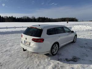 White Volkswagen Passat 2015 in Siauliai, with an engine capacity of 1.97 L and mileage of 287 thousand km for 9600 €, photo 3 on AUTOMOTO.COM.LV