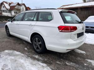 White Volkswagen Passat 2015 in Utena, with an engine capacity of 1.97 L and mileage of 225 thousand km for 7999 €, photo 3 on AUTOMOTO.COM.LV