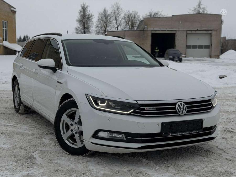 White Volkswagen Passat 2015 in Rokiskis, with an engine capacity of 1.97 L and mileage of 310 thousand km for 8850 €, photo 1 on AUTOMOTO.COM.LV