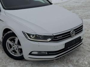 White Volkswagen Passat 2015 in Rokiskis, with an engine capacity of 1.97 L and mileage of 310 thousand km for 8850 €, photo 11 on AUTOMOTO.COM.LV