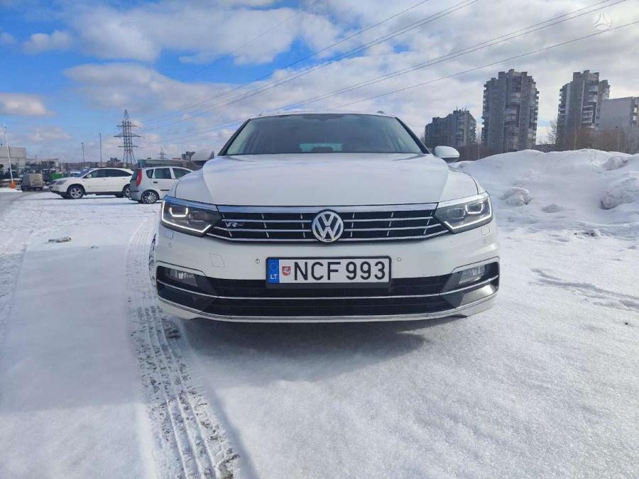 White Volkswagen Passat 2015 in Vilnius, with an engine capacity of 1.80 L and mileage of 152 thousand km for 12000 €, photo 2 on AUTOMOTO.COM.LV