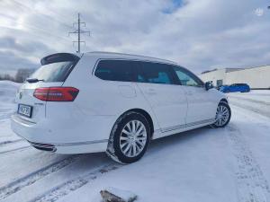 White Volkswagen Passat 2015 in Vilnius, with an engine capacity of 1.80 L and mileage of 152 thousand km for 12000 €, photo 8 on AUTOMOTO.COM.LV
