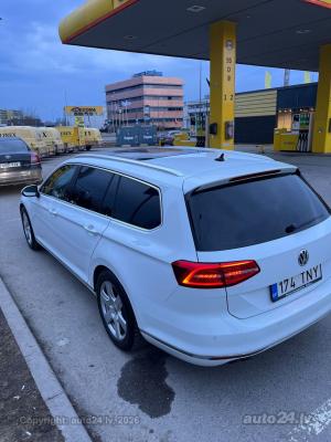 White Volkswagen Passat 2015 in Tallinn, with an engine capacity of 2.00 L and mileage of 249 thousand km for 12599 €, photo 5 on AUTOMOTO.COM.LV