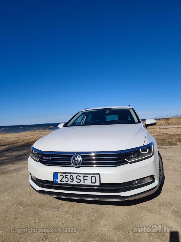 White Volkswagen Passat 2015 in Tallinn, with an engine capacity of 2.00 L and mileage of 211 thousand km for 13599 €, photo 6 on AUTOMOTO.COM.LV