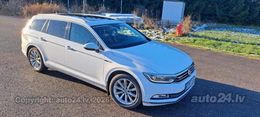 White Volkswagen Passat 2015 in Tallinn, with an engine capacity of 2.00 L and mileage of 264 thousand km for 12999 €, photo 3 on AUTOMOTO.COM.LV