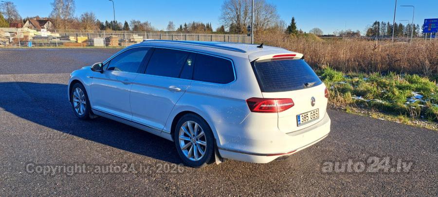 White Volkswagen Passat 2015 in Tallinn, with an engine capacity of 2.00 L and mileage of 264 thousand km for 12999 €, photo 5 on AUTOMOTO.COM.LV