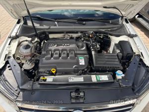 White Volkswagen Passat 2015 in Tallinn, with an engine capacity of 2.00 L and mileage of 193 thousand km for 12000 €, photo 11 on AUTOMOTO.COM.LV