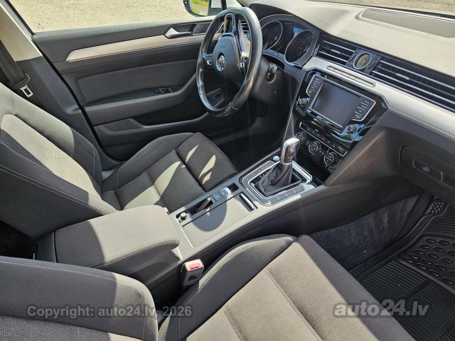 Balts Volkswagen Passat 2015 Tartu, ar dzinēja tilpumu 1.60 L un nobraukumu 219 tūkst. km par 7990 €, foto 12 vietnē AUTOMOTO.COM.LV