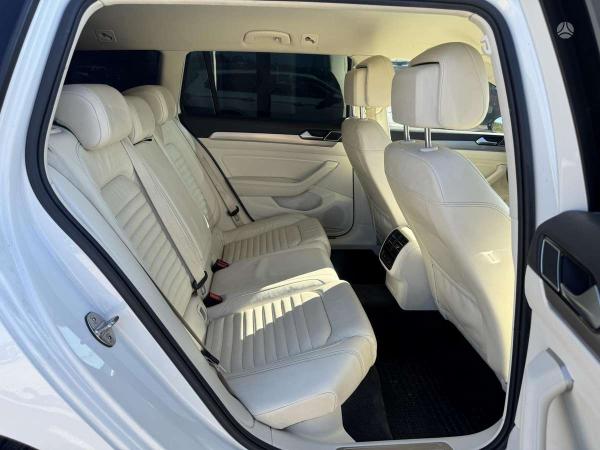 Balts Volkswagen Passat 2015 Viļņa, ar dzinēja tilpumu 2.00 L un nobraukumu 277 tūkst. km par 9750 €, foto 10 vietnē AUTOMOTO.COM.LV