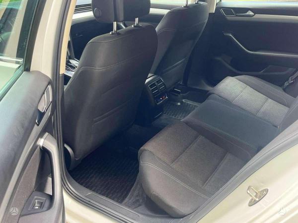 Balts Volkswagen Passat 2015 Kauņa, ar dzinēja tilpumu 1.60 L un nobraukumu 320 tūkst. km par 6650 €, foto 8 vietnē AUTOMOTO.COM.LV