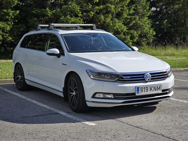 White Volkswagen Passat 2015 in Tallinn, with an engine capacity of 2.00 L and mileage of 239 thousand km for 12499 €, photo 1 on AUTOMOTO.COM.LV