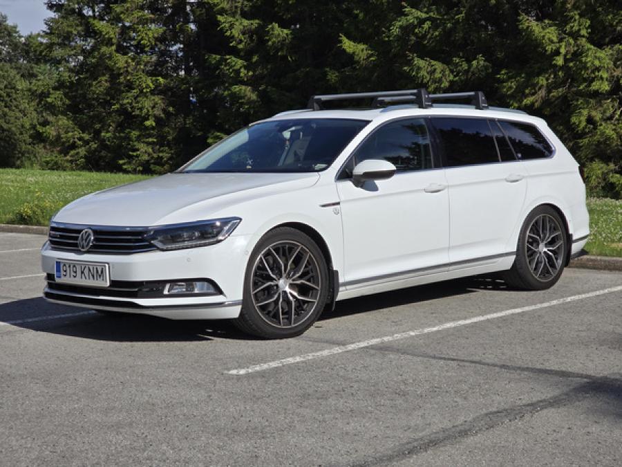 Balts Volkswagen Passat 2015 Tallina, ar dzinēja tilpumu 2.00 L un nobraukumu 239 tūkst. km par 12499 €, foto 4 vietnē AUTOMOTO.COM.LV