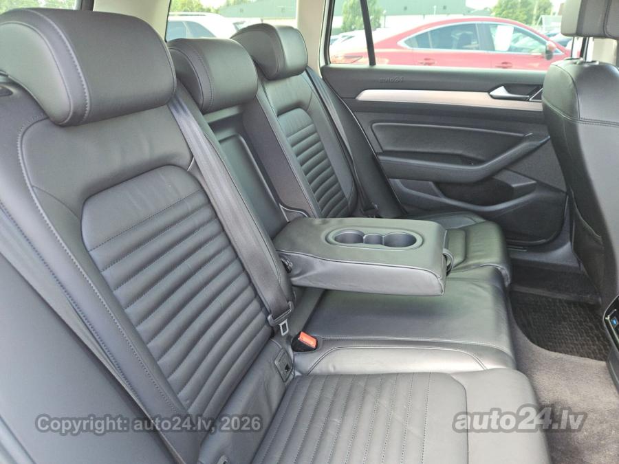 Balts Volkswagen Passat 2015 Tartu, ar dzinēja tilpumu 2.00 L un nobraukumu 248 tūkst. km par 9750 €, foto 11 vietnē AUTOMOTO.COM.LV