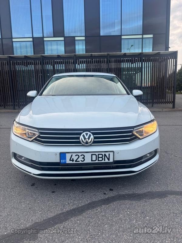 Balts Volkswagen Passat 2015 Tallina, ar dzinēja tilpumu 2.00 L un nobraukumu 318 tūkst. km par 7700 €, foto 6 vietnē AUTOMOTO.COM.LV
