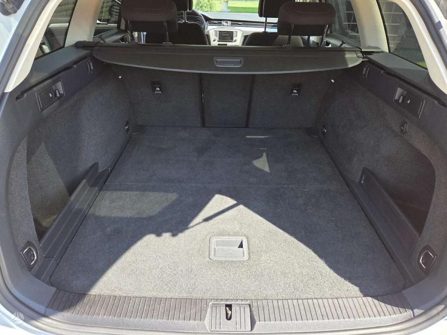 Balts Volkswagen Passat 2015 Viļņa, ar dzinēja tilpumu 2.00 L un nobraukumu 283 tūkst. km par 8000 €, foto 10 vietnē AUTOMOTO.COM.LV