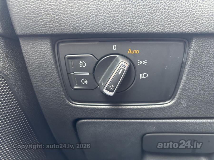 Balts Volkswagen Passat 2015 Tallina, ar dzinēja tilpumu 2.00 L un nobraukumu 265 tūkst. km par 9899 €, foto 12 vietnē AUTOMOTO.COM.LV
