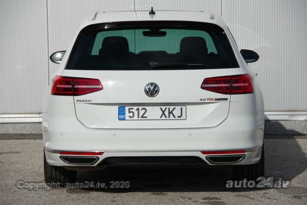 White Volkswagen Passat 2015 in Tartu, with an engine capacity of 2.00 L and mileage of 256 thousand km for 13990 €, photo 7 on AUTOMOTO.COM.LV