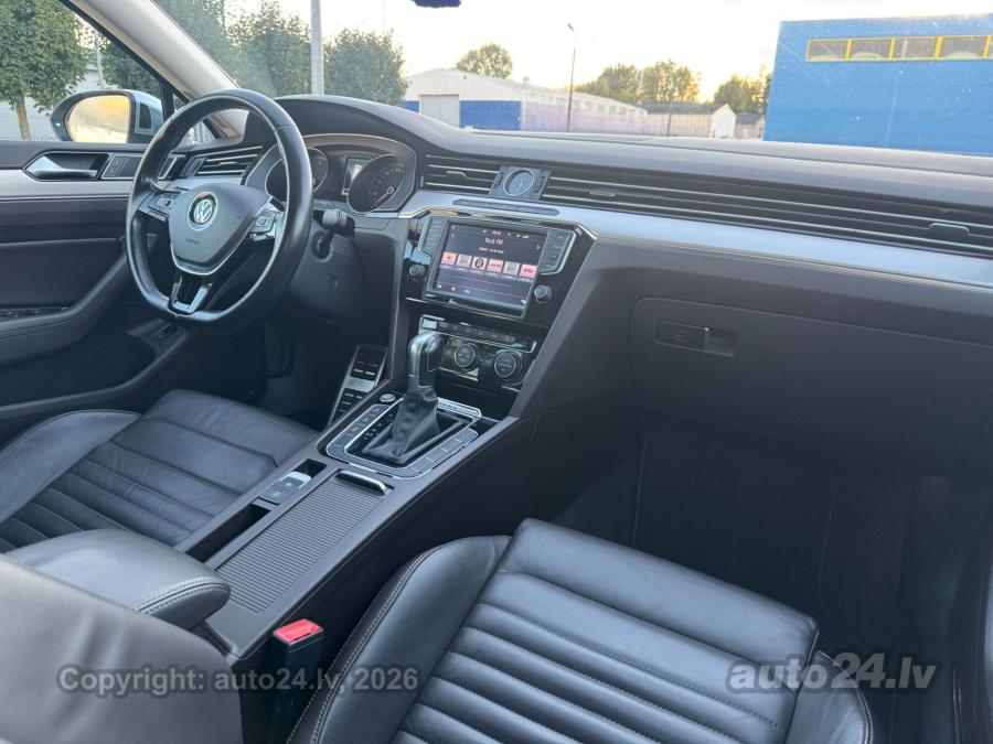 Balts Volkswagen Passat 2015 Tartu, ar dzinēja tilpumu 2.00 L un nobraukumu 257 tūkst. km par 13999 €, foto 11 vietnē AUTOMOTO.COM.LV