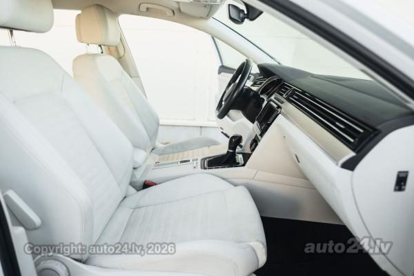 Balts Volkswagen Passat 2015 Tallina, ar dzinēja tilpumu 2.00 L un nobraukumu 280 tūkst. km par 9999 €, foto 11 vietnē AUTOMOTO.COM.LV