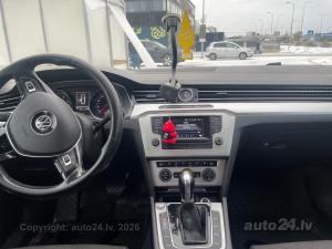 White Volkswagen Passat 2016 in Tallinn, with an engine capacity of 1.40 L and mileage of 398 thousand km for 6500 €, photo 10 on AUTOMOTO.COM.LV