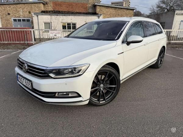 White Volkswagen Passat 2016 in Vilnius, with an engine capacity of 1.97 L and mileage of 360 thousand km for 11900 €, photo 3 on AUTOMOTO.COM.LV